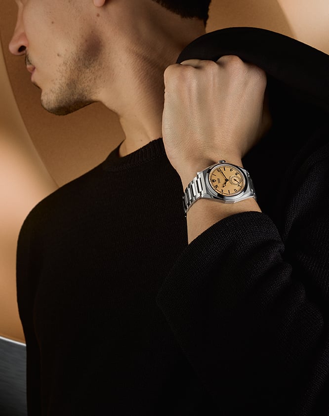 Tudor Marks 100 Years with the Return of the Monarch | WatchTime